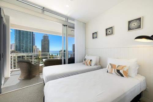 Artique Surfers Paradise - Official, Gold Coast (updated prices 2025)