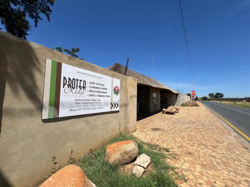 Protea Ridge Guest Cottages and Conference Centre, Roodepoort (updated ...