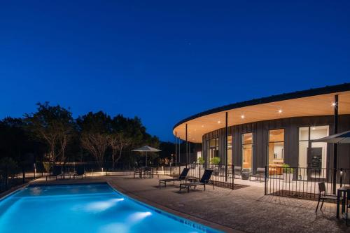 Onera Fredericksburg, Fredericksburg (updated prices 2025)