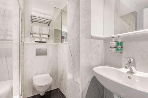 Radisson Blu Hotel, London Marble Arch, London (updated prices 2025)