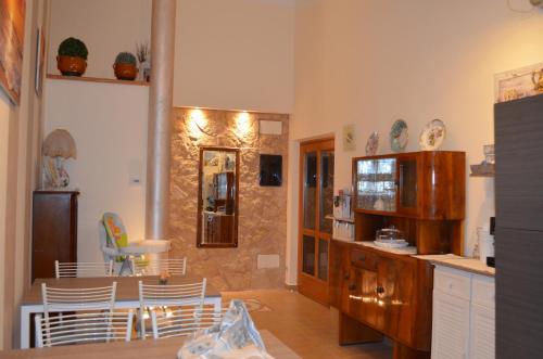 La Gemma, Roe (updated prices 2025)