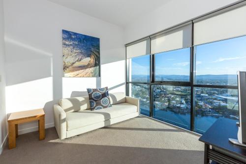 Artique Surfers Paradise - Official, Gold Coast (updated prices 2025)