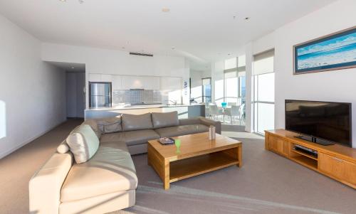 Artique Surfers Paradise - Official, Gold Coast (updated prices 2025)