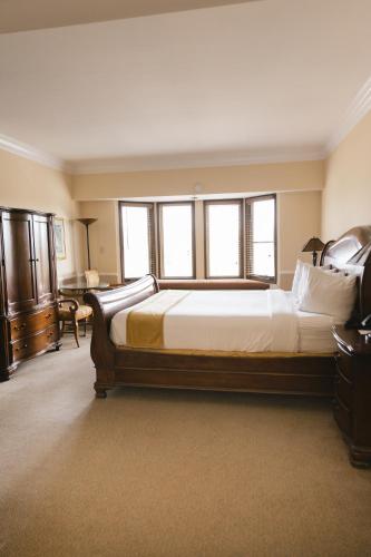 Historic Santa Maria Inn, Santa Maria (updated prices 2025)