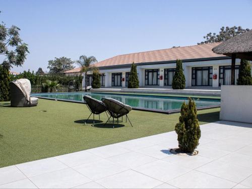 Louisville Resort, Midrand (updated prices 2025)