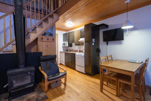 Chalets Valmont, Cap-Chat (tarifs actualisés, 2025)