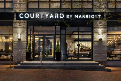 Courtyard by Marriott Portland Downtown/Waterfront, Portland (updated ...