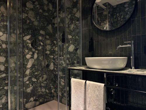 AV Hotel Milano, Milan (updated prices 2025)