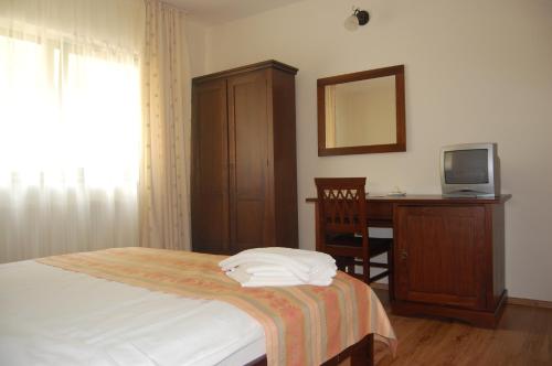 Complexul Turistic Cheile Butii, Câmpu lui Neag (prețuri actualizate 2025)