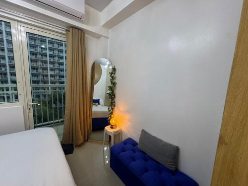 Shore Residences near Airport Blueberry Room 2 Beds Pool View by Prime ...