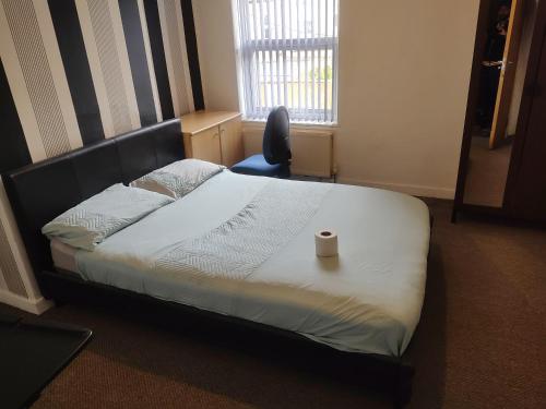 ref Os, Best rooms near City Centre, University & QMC, Nottingham ...