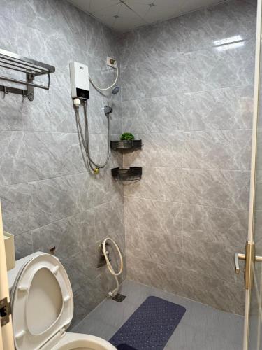 2 AC in 1 Room JCAL Building Near Manila Airports MOA OKADA, Manila ...