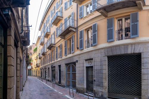 Oriana Homèl Milano, Milan (updated prices 2025)