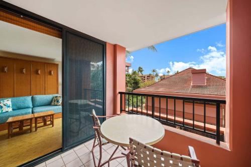 Kahana Falls Maui Studio Apartment with Balcony and Resort Access ...