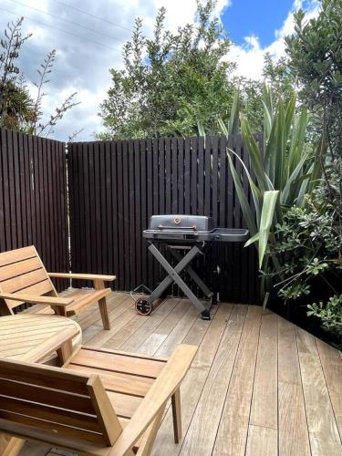 Whare Totahi, Raglan (precios actualizados 2025)