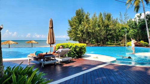 Nataya Round House Coral Bay Resort, Kampot (updated prices 2025)