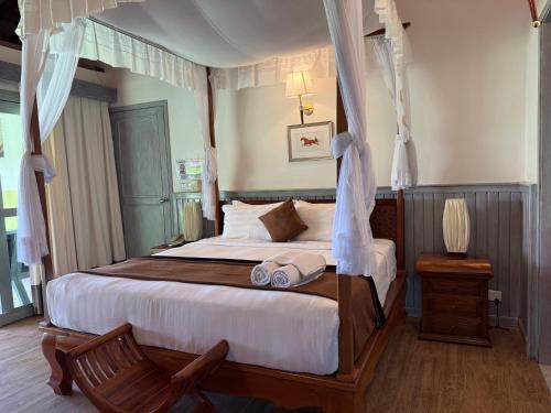 Nataya Round House Coral Bay Resort, Kampot (updated prices 2025)
