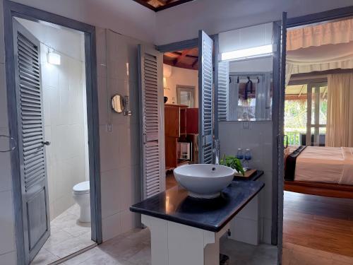 Nataya Round House Coral Bay Resort, Kampot (updated prices 2026)