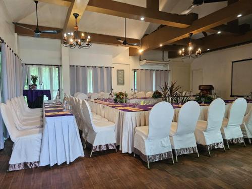 Nataya Round House Coral Bay Resort, Kampot (updated prices 2025)