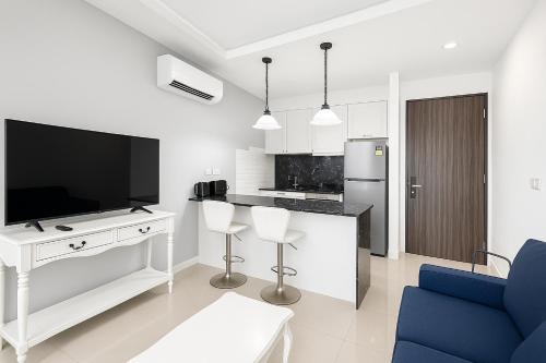 Palmyrah Surin Beach Residences, Ban Lum Fuang (updated prices 2025)