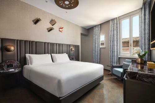 The Pantheon Iconic Rome Hotel, Autograph Collection, Rome (updated ...