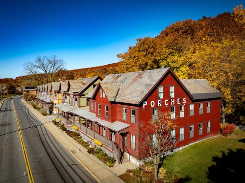 The Porches Inn at Mass MoCA, North Adams (updated prices 2025)