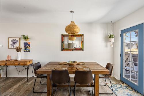 Starlight Ranch - Hot tub, Fire Pit & Grill home, Joshua Tree की (2026 ...