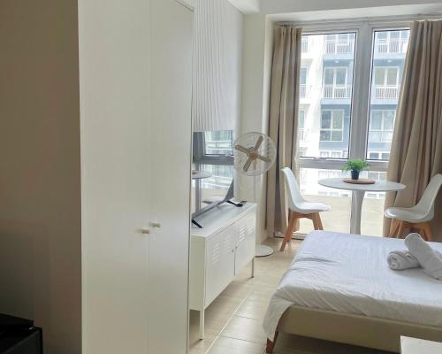 City View Condo in Pasig with Pool, WiFi and Netflix, Manila ...