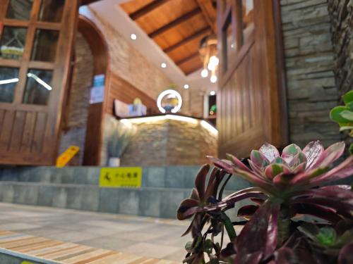 Xiaobeilou B&B Zhangjiajie Railway Station Tianmen Mountain Cableway ...