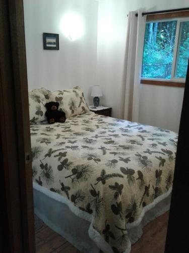 Little Bear Cabin at Raven's Moon, Ucluelet (uppdaterade priser för 2025)