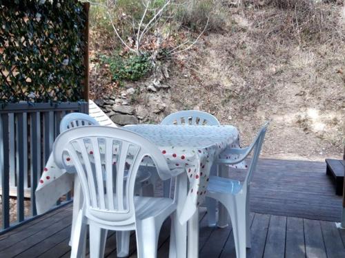 Mobil Home 4 pers avec Terrasse - Confort & Simplicité - API-1-52-358 ...