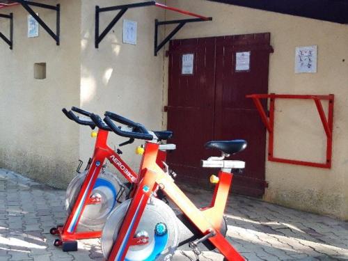 Mobil Home 4 pers avec Terrasse - Confort & Simplicité - API-1-52-358 ...