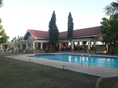 Happy Ripples Beach Resort, Mabilao (updated prices 2025)