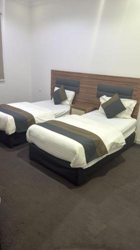 هوم للشقق المخدومة, Rijadas (atnaujintos 2025 m. kainos)