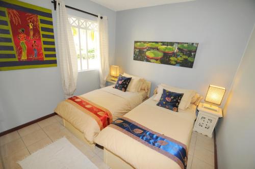 Kenville, Pereybere (updated prices 2024)