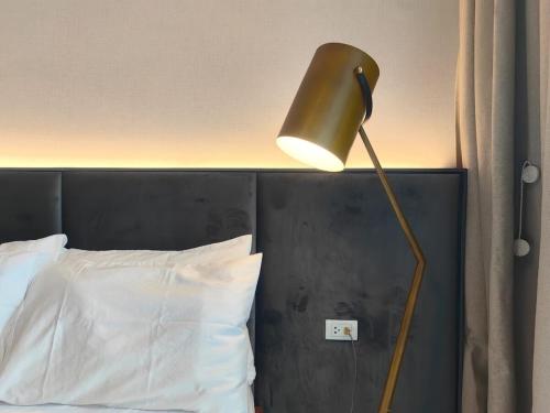 1BR Uptown Mall Fountain View Condo in Uptown BGC, Manila (opdaterede ...