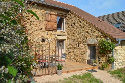 Charming stone house, Saint-André-le-Désert (aktualisierte Preise für 2025)