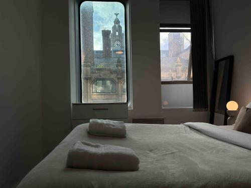 65 Inch TV City Center 1BR Long Stay Ready, Liverpool (uppdaterade ...