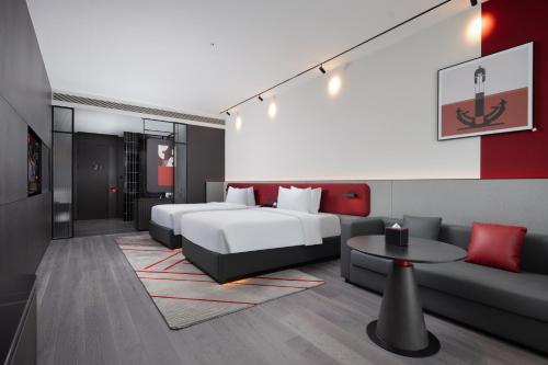 靖江金融中心丽芮酒店 Radisson RED Hotel, Jingjiang (mga updated na presyo sa 2026)