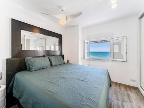 Modern holiday home by beach in Calahonda, Sitio de Calahonda (updated ...