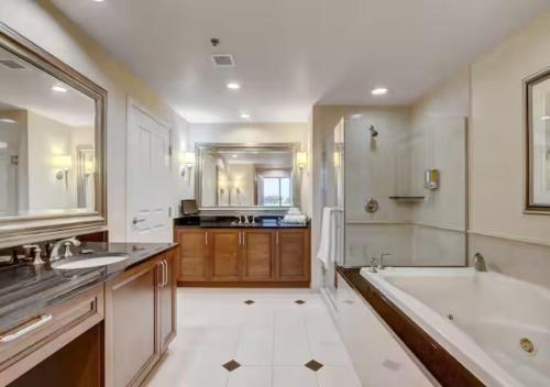 30th Floor Strip Views MGM Signature, Las Vegas (updated prices 2026)