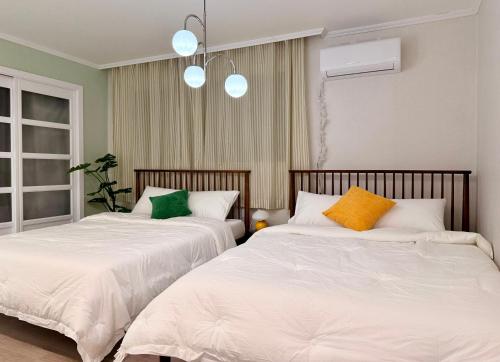 Stay Pop 401-Gunkuk Uni St 3min-All New-Nearby Seongsu-super cozy Queenbed3 supersinglebed1 ...