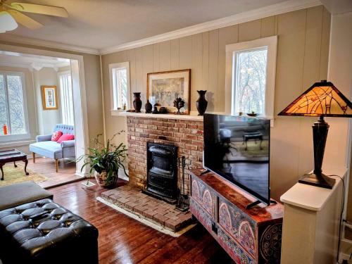 Carrie Tucker Cottage w River View, Hardy (opdaterede priser for 2026)