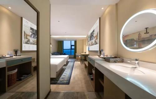 Philen Hotel Weifang North Railway Station Headquarters Base Branch ...