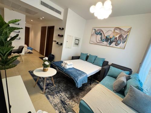 Free Infiniti Pool and Jacuzzi - Marina Gate Luxury Stay - Enjoy Dubai ...