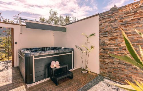 Les Kaz Mandarine - Piscine & Spa a l'Entre-Deux, Entre-Deux (updated ...