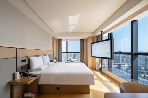 JI Hotel Chongqing Shapingba Station Three Gorges Square Pedestrian ...