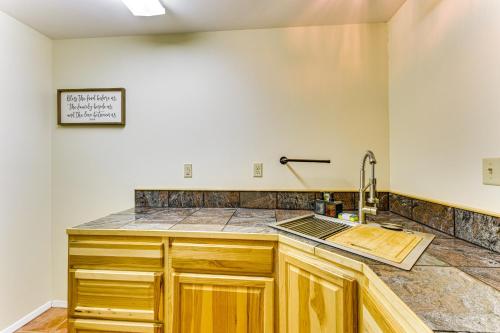 3 Mi to Angel Fire Resort! Quaint Apt on 2 Acres, Angel Fire (updated ...