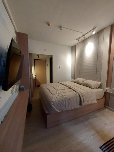 Unit 2 Alton Undip Tembalang by SAJI Rooms, Jatingaleh (opdaterede ...