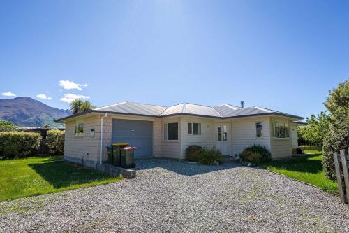 Farrant Family Escape Roomy Wanaka Retreat, Wanaka (preços atualizados ...
